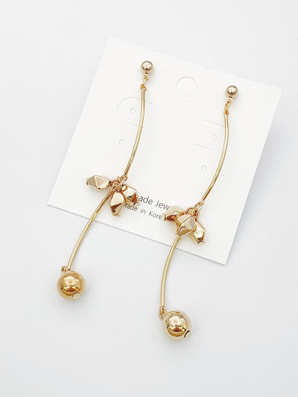 Kayon Gold Flower Dangle Earrings – www.cutecrushco.com